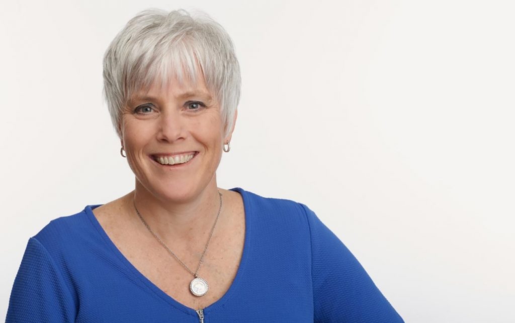 Tina Murray Slider 2 closer longer - Tina Murray Dominion Lending Centres